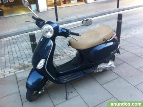 Vendo vespa lx 125 azul - Barcelona Ciudad