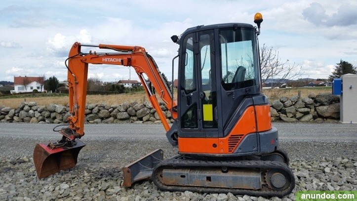 Vender mi máquina Hitachi ZX 30U 2007, - Aveinte