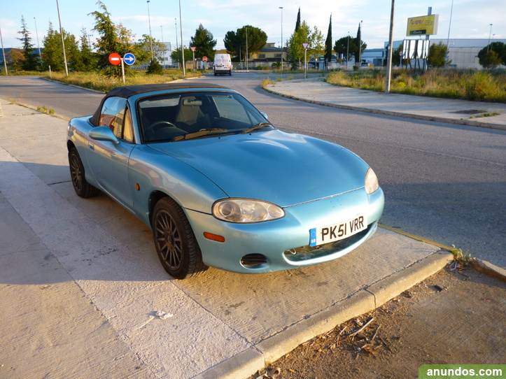 Mazda miata MX5 NB2, color azul celeste, de 1600cc - Caravaca de la Cruz